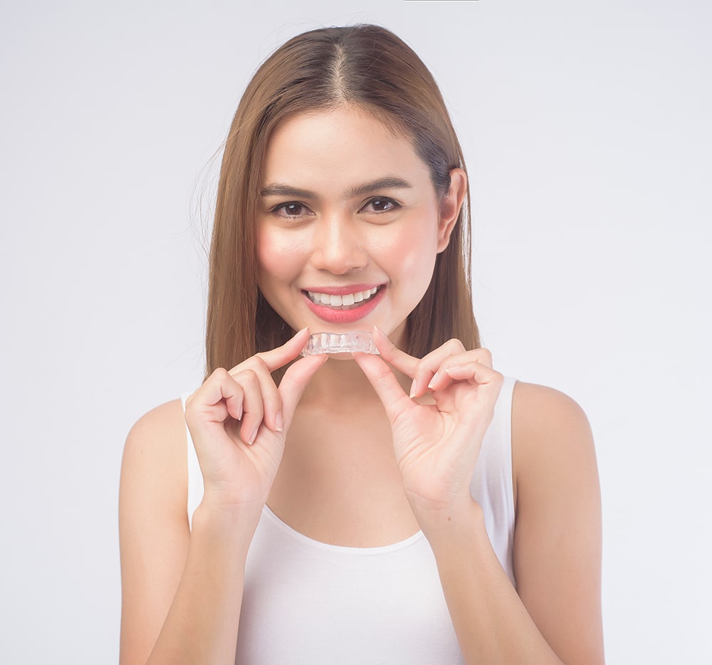Invisalign London - Offers upto £1000 OFF | London Braces